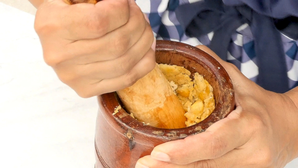 Mofongo [Video+Receta] Plátano y Chicharrón de Cerdo