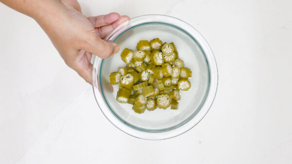 Ensalada de Molondrones [Video + Recipe] Okra a la Vinagreta